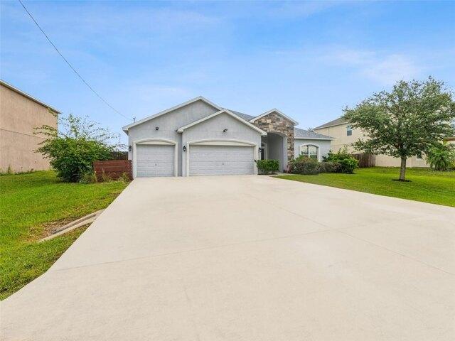 house with 5 bedroom, Eagle Lake FL DLS92595956