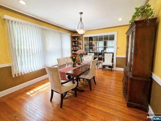 house with 5 bedroom, East Orange NJ DLS101631804