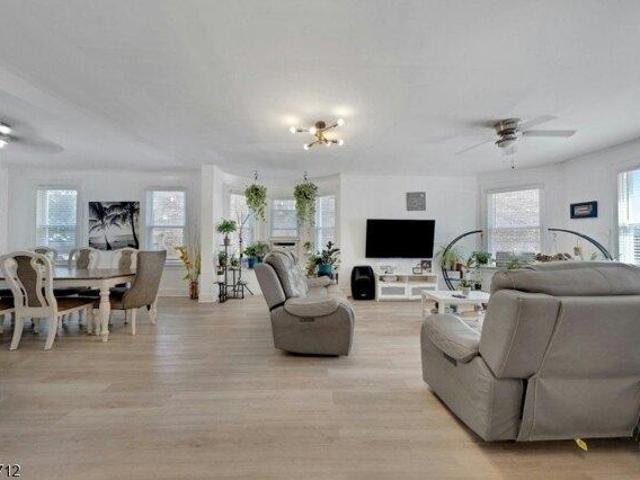 house with 5 bedroom, East Orange NJ ES105124044