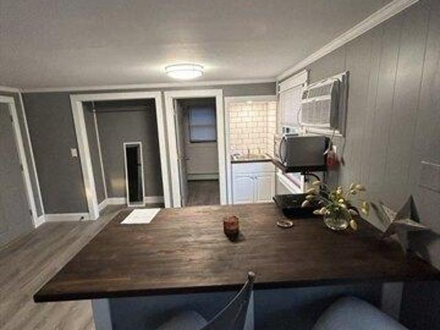 house with 5 bedroom, East Bridgewater MA ES104043349