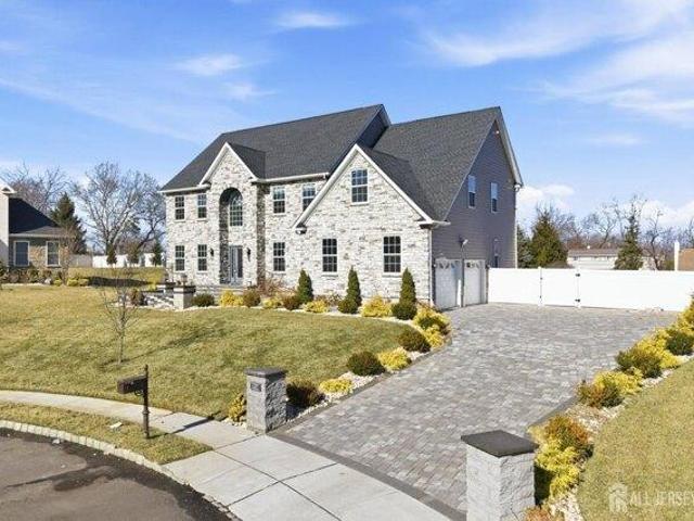 house with 5 bedroom, East Brunswick NJ DLS101781017