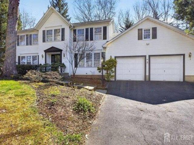 house with 5 bedroom, East Brunswick NJ DLS101782509
