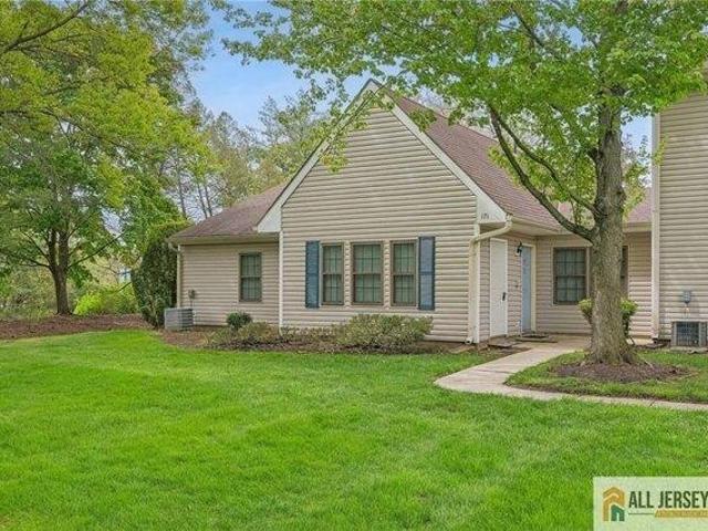 house with 5 bedroom, East Brunswick NJ DS101801378