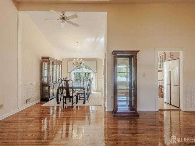 house with 5 bedroom, East Brunswick NJ ES102828790