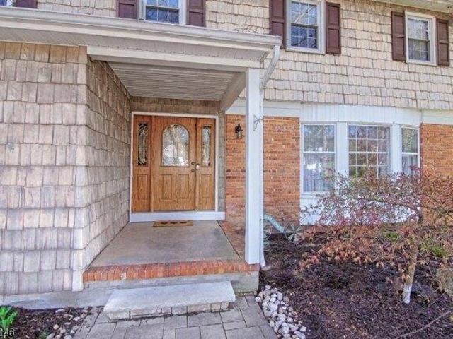 house with 5 bedroom, East Brunswick NJ ES103626278