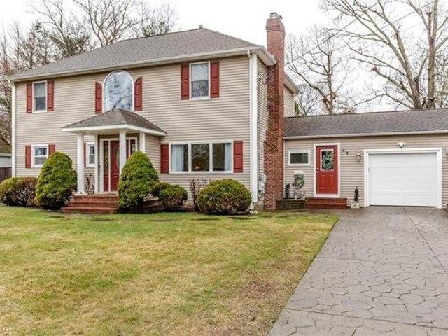 house with 5 bedroom, East Greenwich RI DS103036046