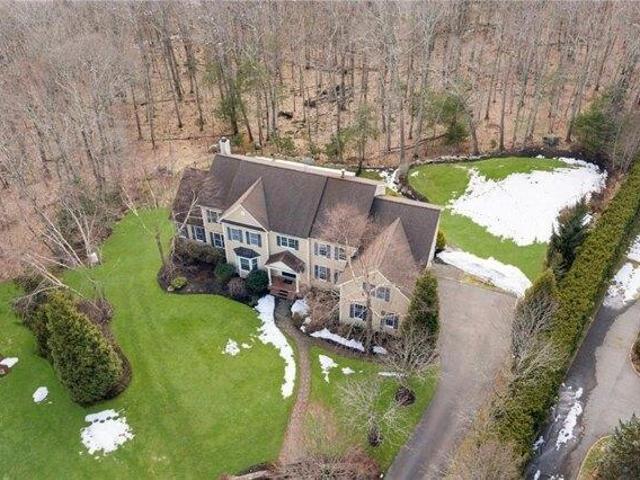 house with 5 bedroom, East Greenwich RI DS103438764