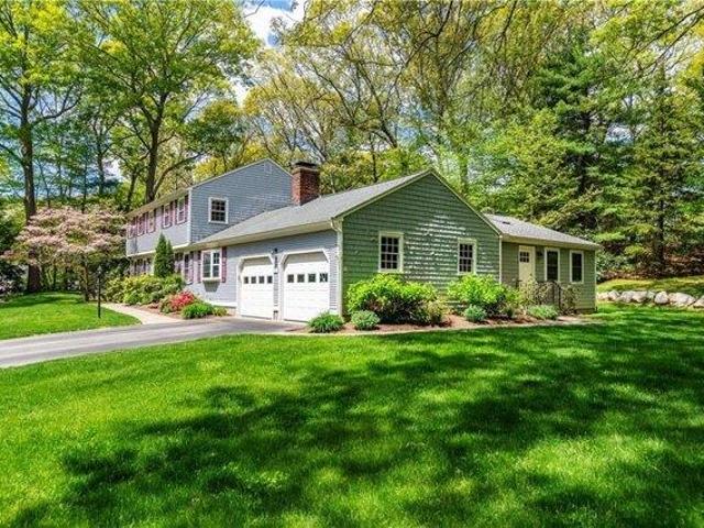 house with 5 bedroom, East Greenwich RI ES103443882
