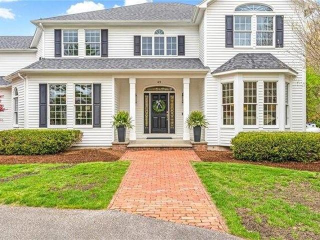 house with 5 bedroom, East Greenwich RI ES105107538