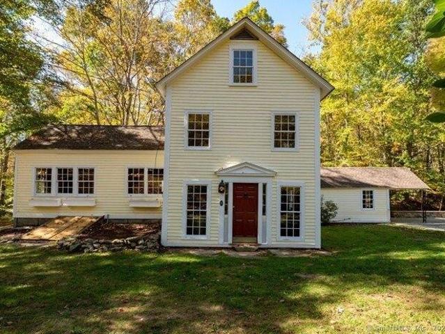 house with 5 bedroom, East Haddam CT ES103162551