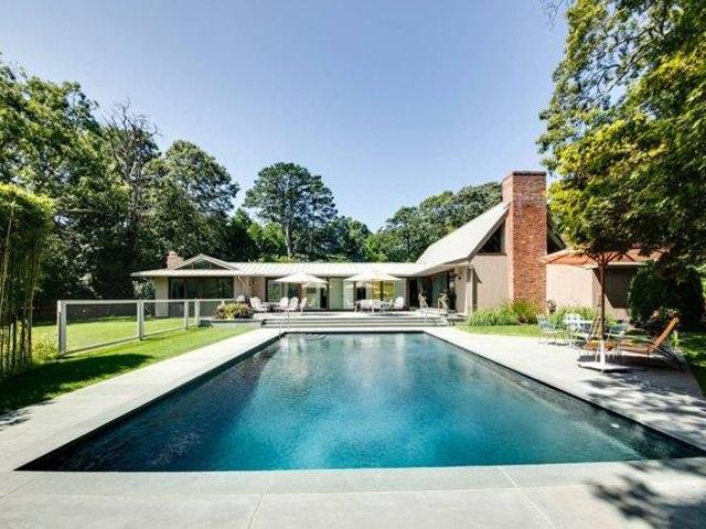 house with 5 bedroom, East Hampton NY DS103623527