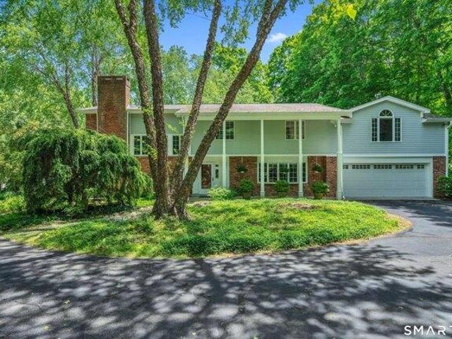 house with 5 bedroom, East Lyme CT DS104409585