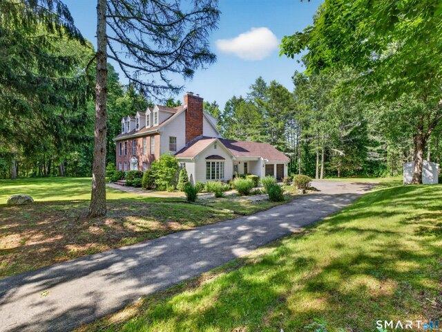 house with 5 bedroom, East Lyme CT DS104189751