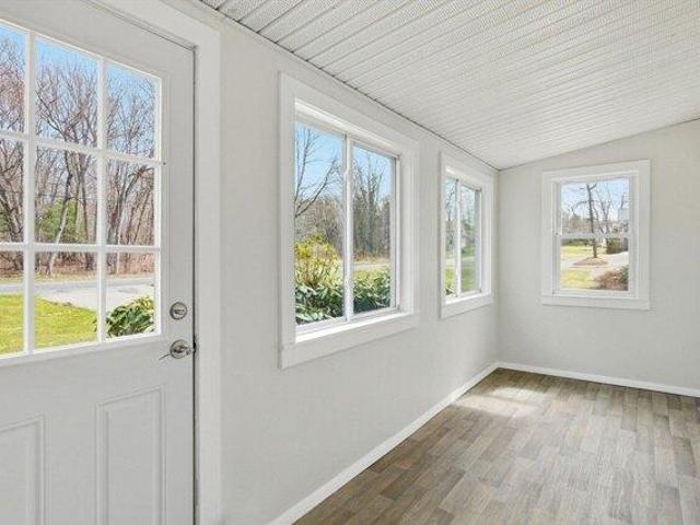 house with 5 bedroom, East Longmeadow MA DLS102212971