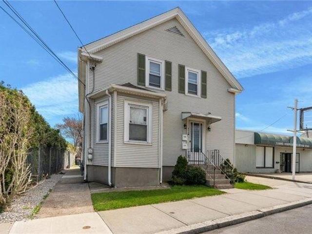 house with 5 bedroom, East Providence RI DS102448016