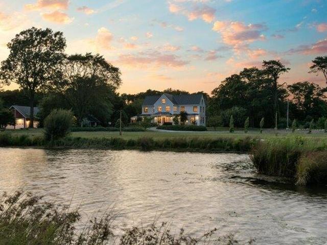 house with 5 bedroom, East Sandwich MA DS103852645