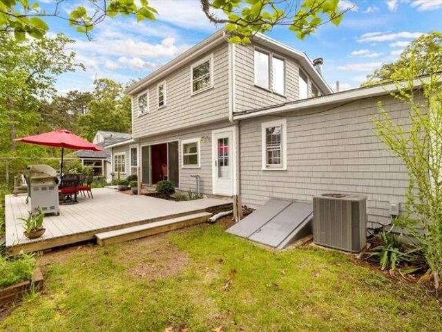 house with 5 bedroom, Eastham MA ES105105835