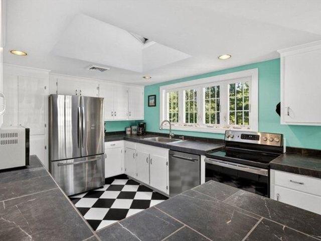 house with 5 bedroom, Eastham MA ES105174742