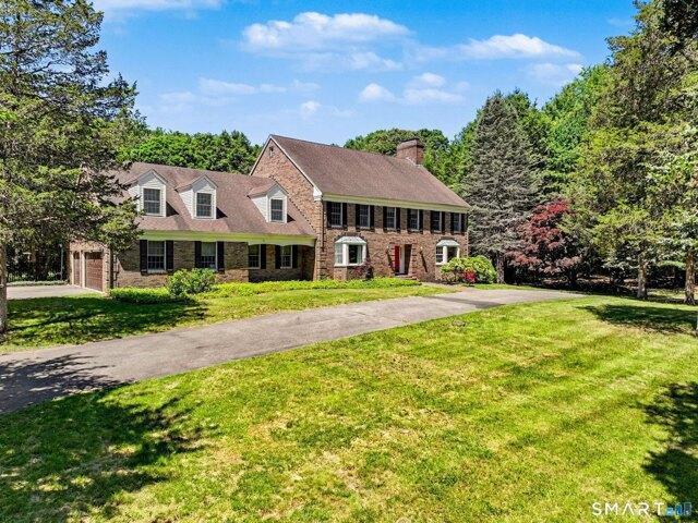 house with 5 bedroom, Easton CT ES104833403