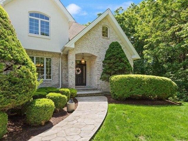 house with 5 bedroom, Easton MA ES105113194