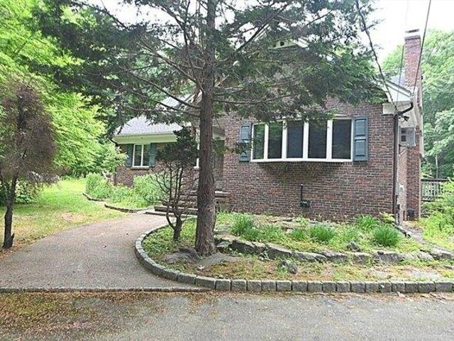 house with 5 bedroom, Easton MA ES105202346