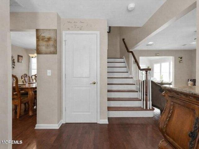 house with 5 bedroom, Eatontown NJ ES103601806