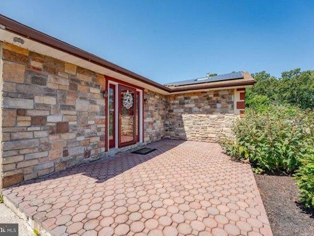 house with 5 bedroom, Egg Harbor Township NJ ES105157439