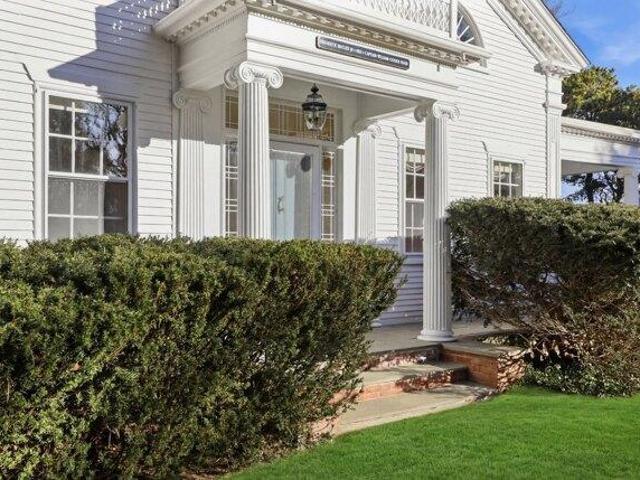 house with 5 bedroom, Edgartown MA DS102447622