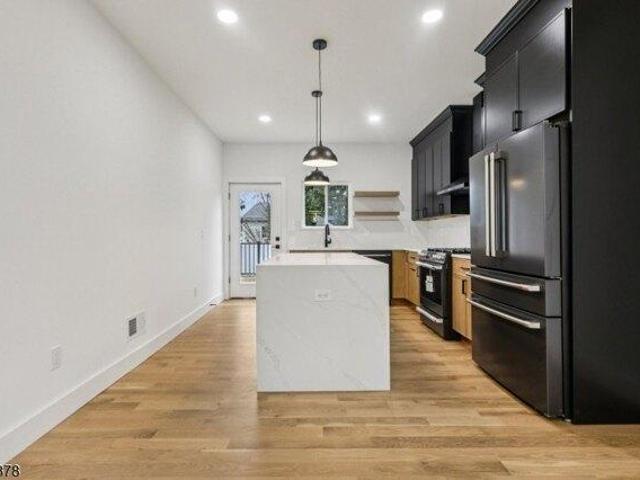 house with 5 bedroom, Edison NJ DS102279139
