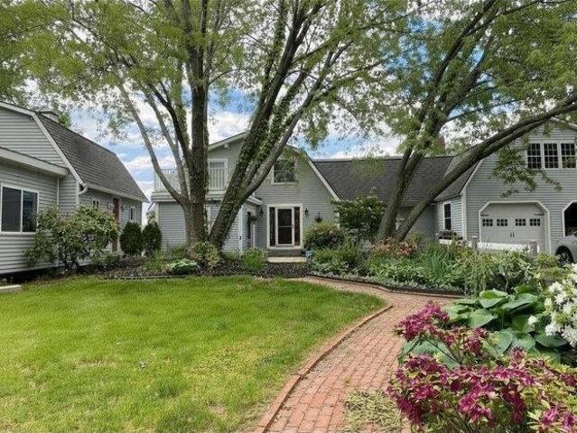 house with 5 bedroom, Eliot ME DLS102823231