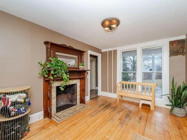 house with 5 bedroom, Eliot ME ES103017644