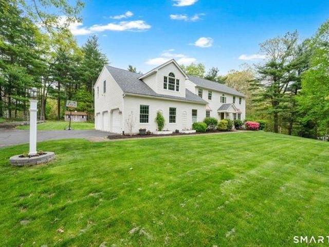 house with 5 bedroom, Ellington CT DS103162627