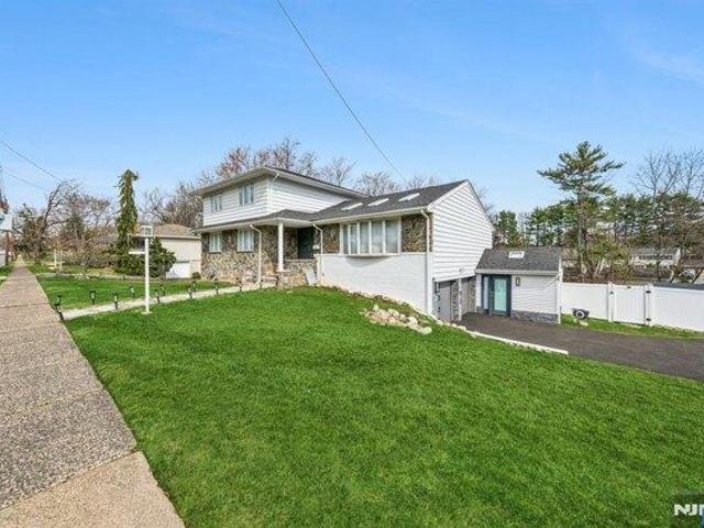house with 5 bedroom, Emerson NJ DS102313291