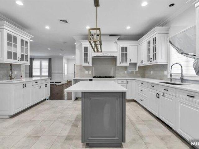 house with 5 bedroom, Englewood NJ ES104566987