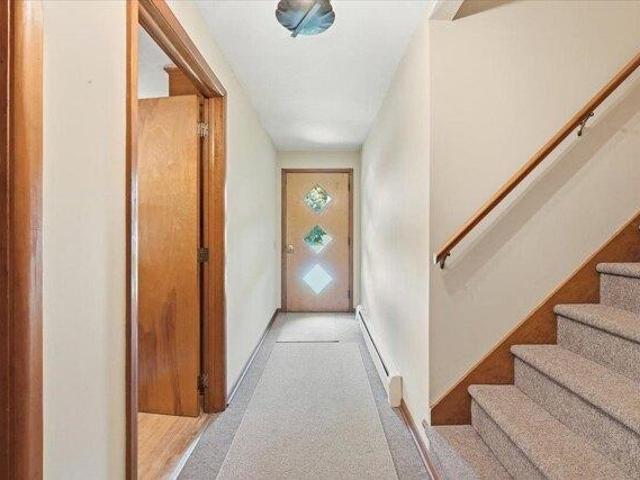 house with 5 bedroom, Essex Junction VT ES105157949