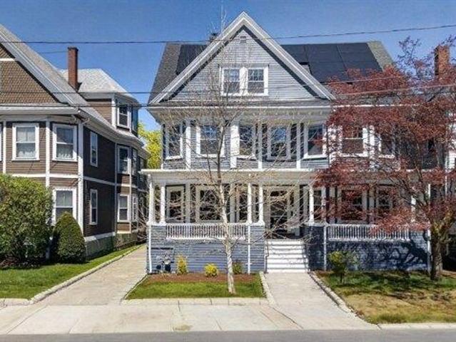house with 5 bedroom, Everett MA DS102727884