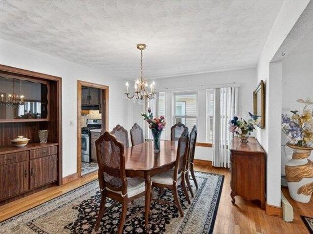 house with 5 bedroom, Everett MA DS102728258