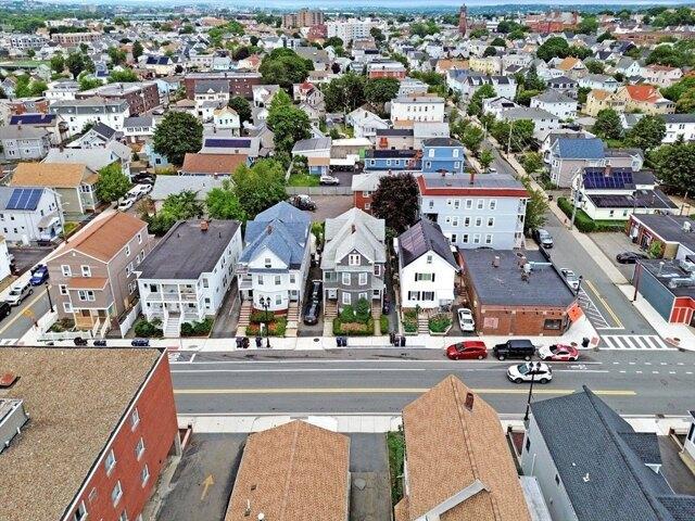 house with 5 bedroom, Everett MA ES105107126