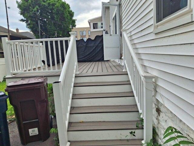 house with 5 bedroom, Everett MA ES105117181