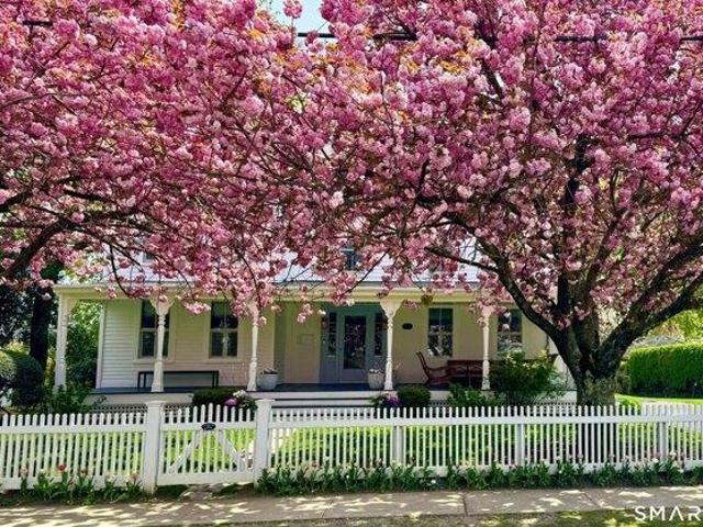 house with 5 bedroom, Fairfield CT DLS102724783