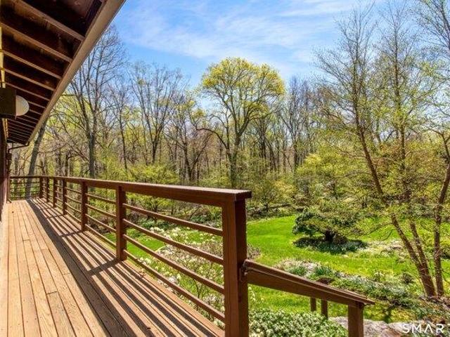 house with 5 bedroom, Fairfield CT DLS102763144