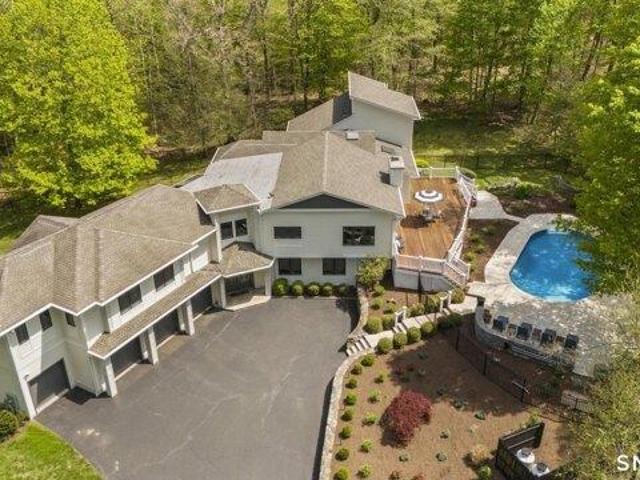 house with 5 bedroom, Fairfield CT DS104477484