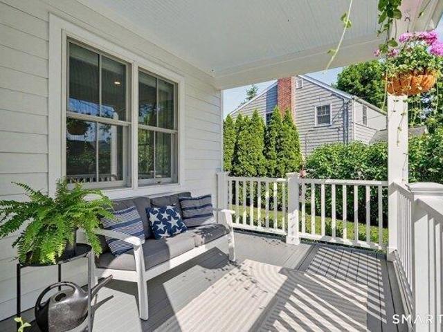 house with 5 bedroom, Fairfield CT ES104479811