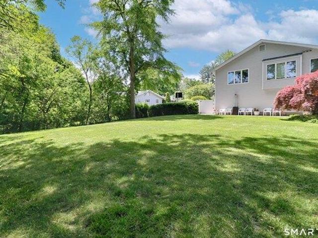 house with 5 bedroom, Fairfield CT ES104848677