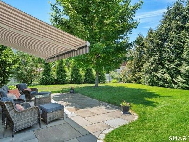 house with 5 bedroom, Fairfield CT ES104265809