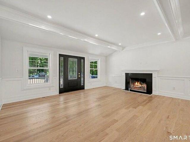 house with 5 bedroom, Fairfield CT ES105207434