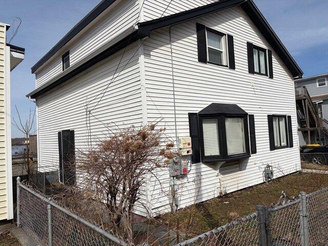 house with 5 bedroom, Fall River MA DLS102528278