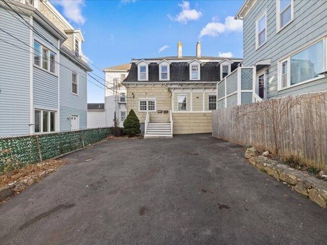 house with 5 bedroom, Fall River MA DS104113307