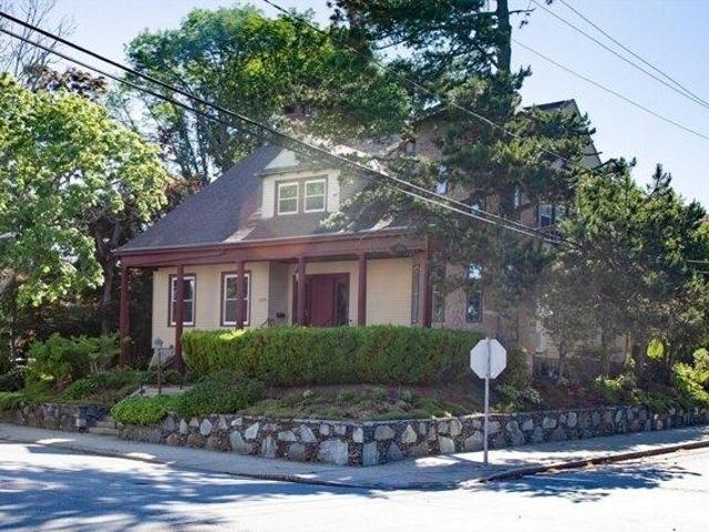 house with 5 bedroom, Fall River MA ES104606092