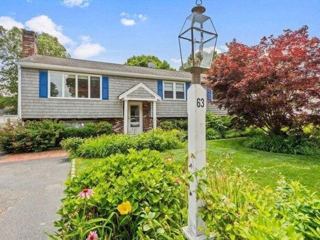 house with 5 bedroom, Falmouth MA DLS101898791